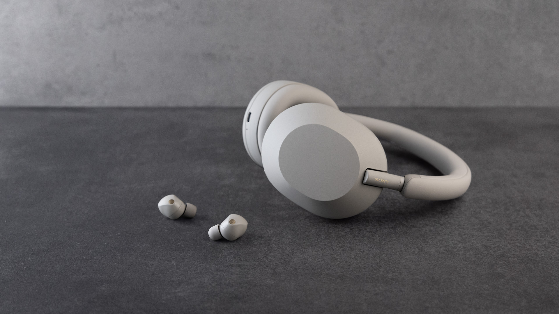 Finding your Headphones model name and serial number